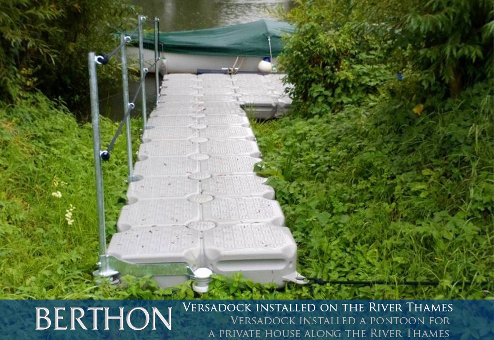 Versadock Installed On The River Thames - Versadock